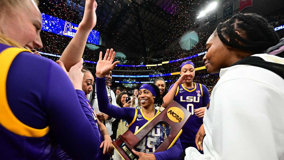 Here are some photos of LSU winning the NCAA championship