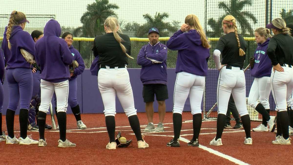 Florida Southwestern Softball going from the hunted to the hunter