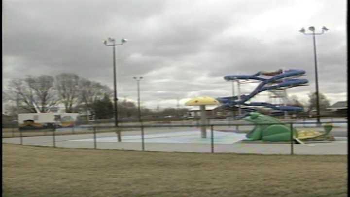 Fun-Plex decides to add new attraction in 1994, the Lazy River