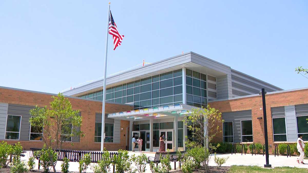 New Furley Elementary School features rec center