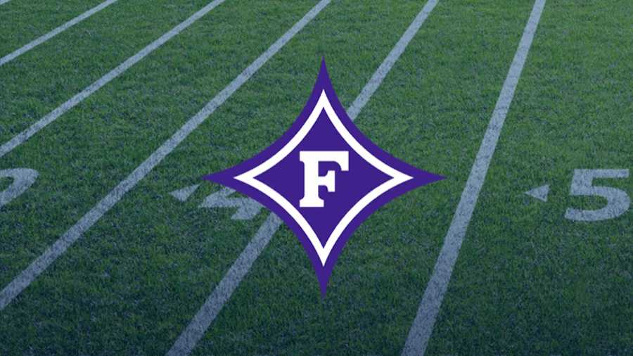 Furman rolls past VMI on senior day, 32-14