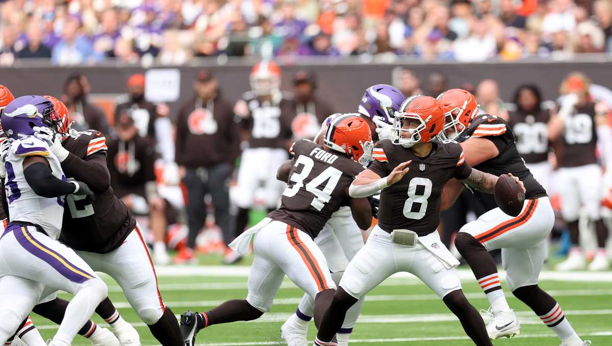 Browns lose in Dillon Gabriel's first NFL start