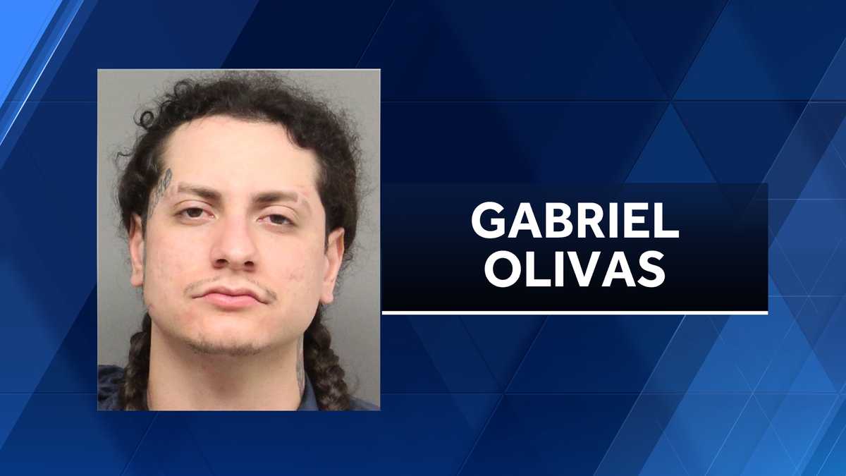 Lincoln barricade situation 24-year-old man Friday