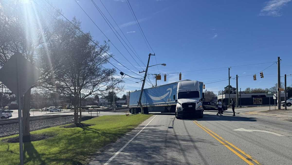 Gaffney road closed after tractor-trailer hits power pole, police say