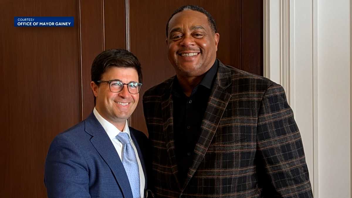 Pittsburgh Mayor ﻿Gainey, Mayor-elect O'Connor talk transition