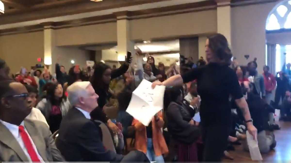 Former OU dean calls for President Gallogly's resignation during Rally ...