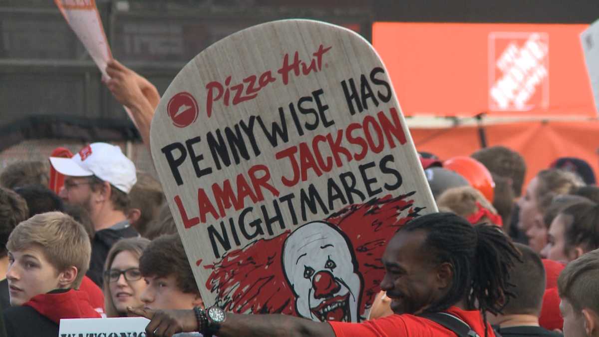 Photos: College GameDay 2017 fan signs
