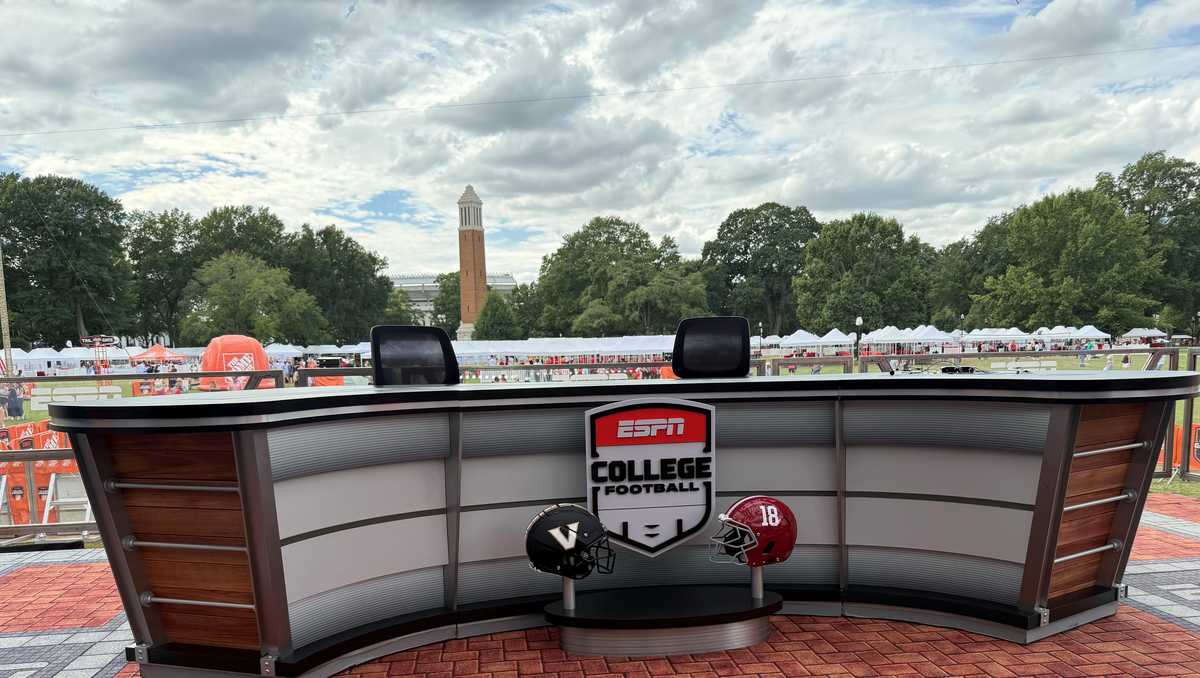 Vanderbilt vs. Alabama: Behind the scenes of College GameDay preps