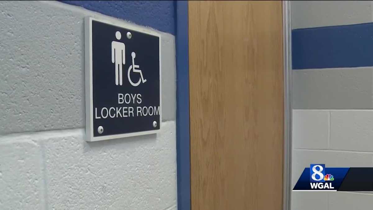 School district considers new policy on locker room privacy