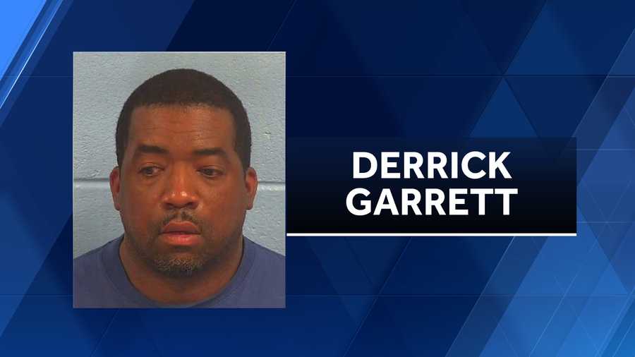 Etowah County man arrested, possessing firearm by felon, officials say