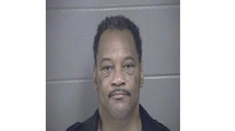 Hickman Mills School District mentor accused of sending elementary ...