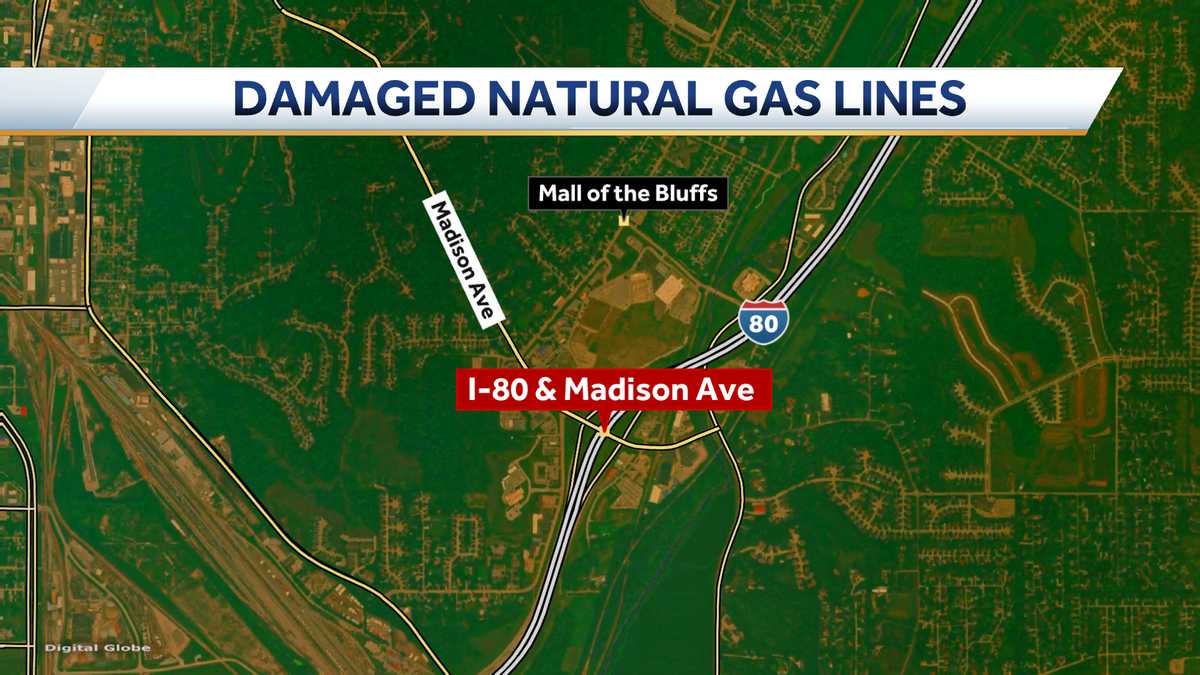 Council Bluffs damaged natural gas line drivers should avoid area
