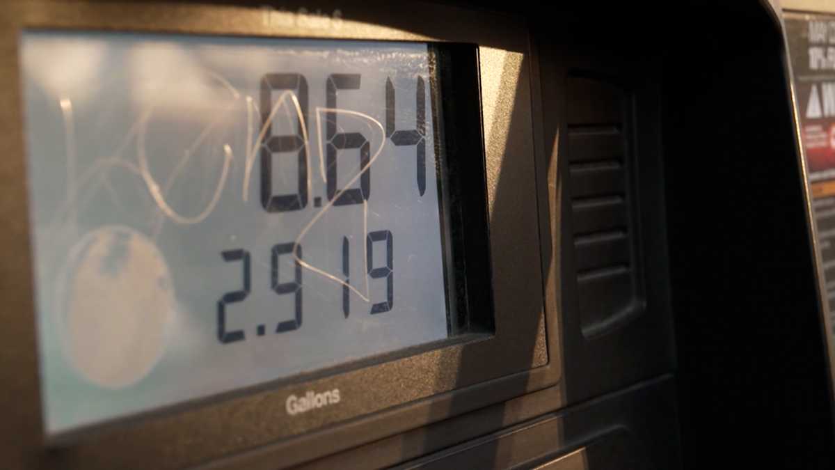 Georgia gas tax suspended as prices surge, offering relief at the pump ...