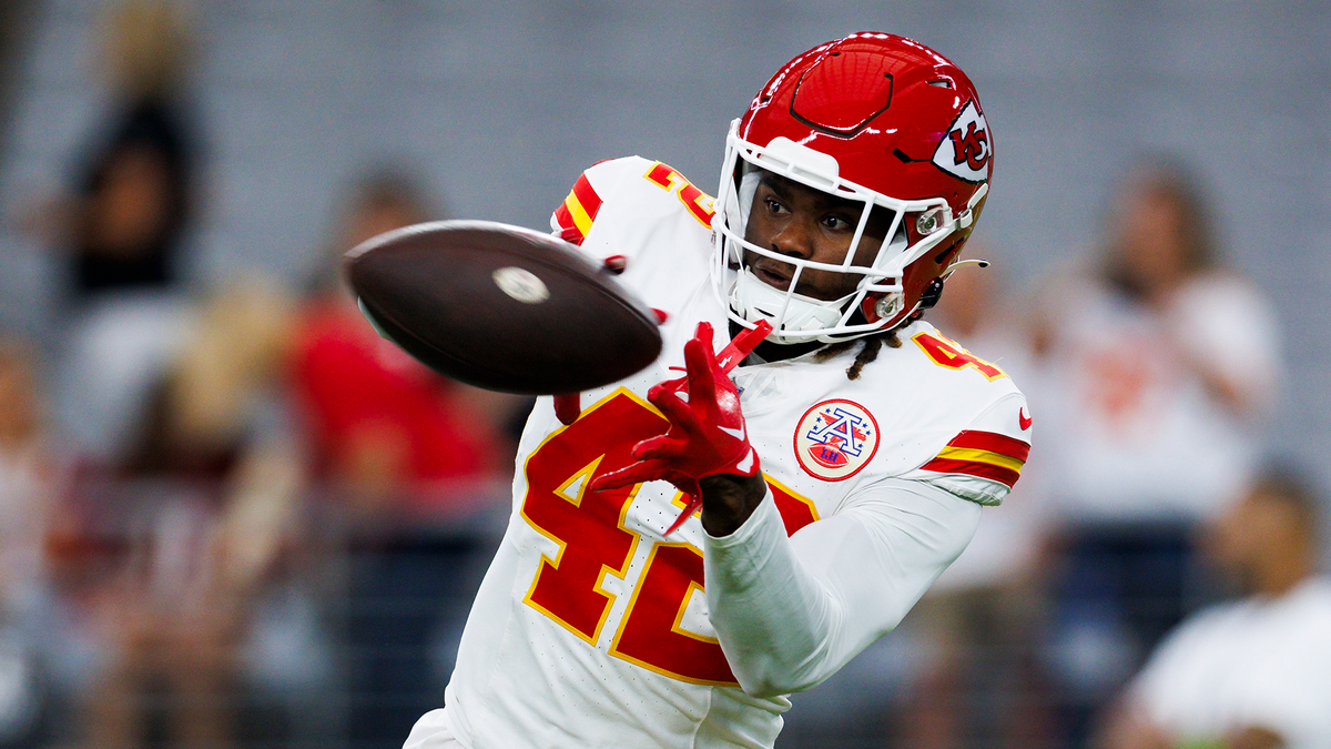 Pittsburgh Steelers sign Izaiah Gathings