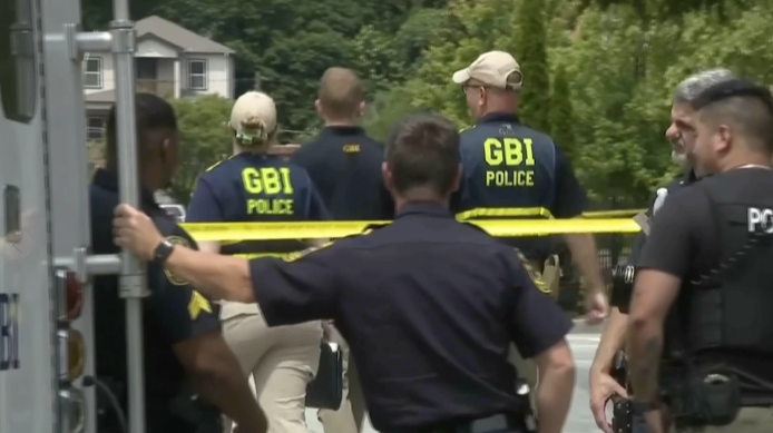 GBI: Georgia police officer shoots man trying to break into car - WJCL
