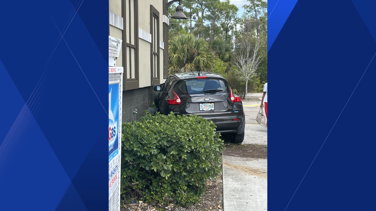Car crashes into Dollar General in Burnt Store Marina