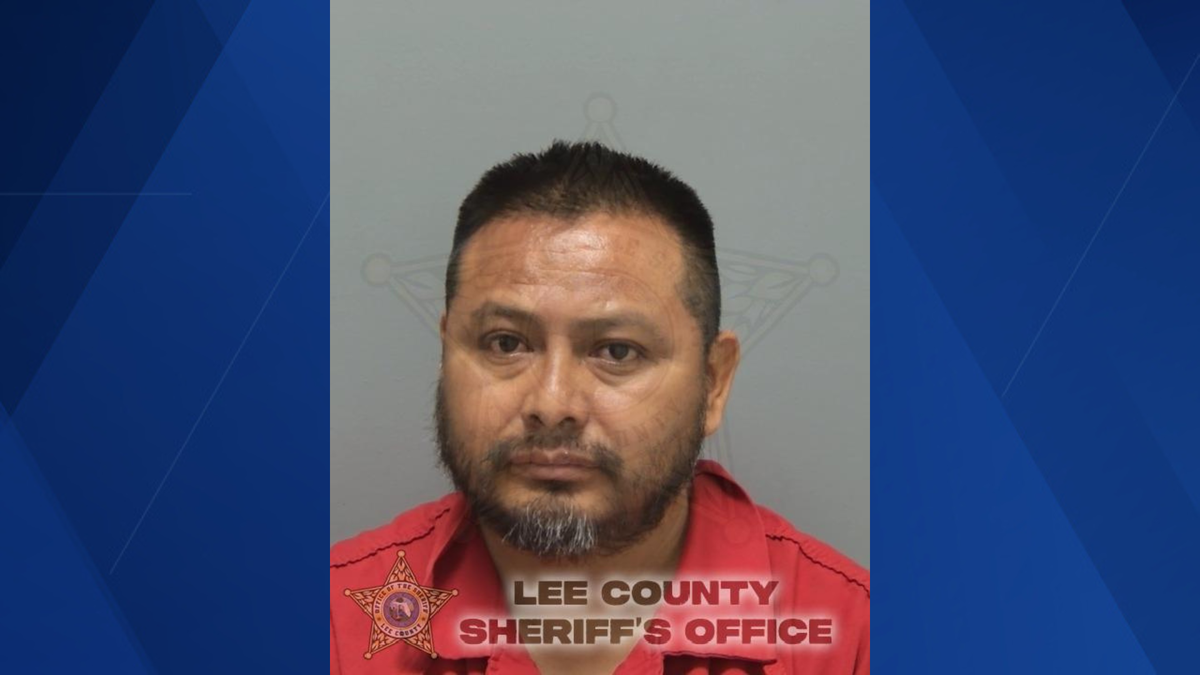 Man accused of inappropriately touching underage girl on LeeTran bus in North Fort Myers