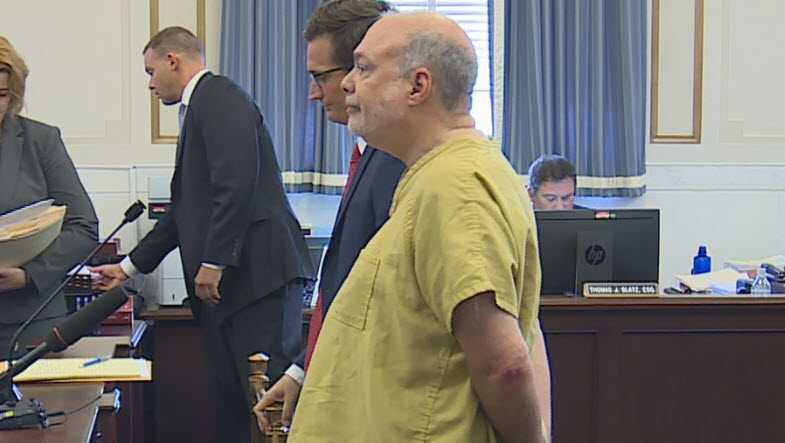 $5 million bond for Cincinnati priest accused in rape case