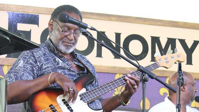 New Orleans jazz vocalist, bassist dies at 81