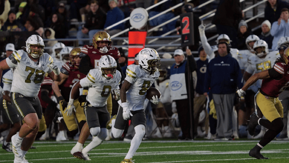 Georgia Tech storms back at BC, 36–34, to move within win of ACC title game
