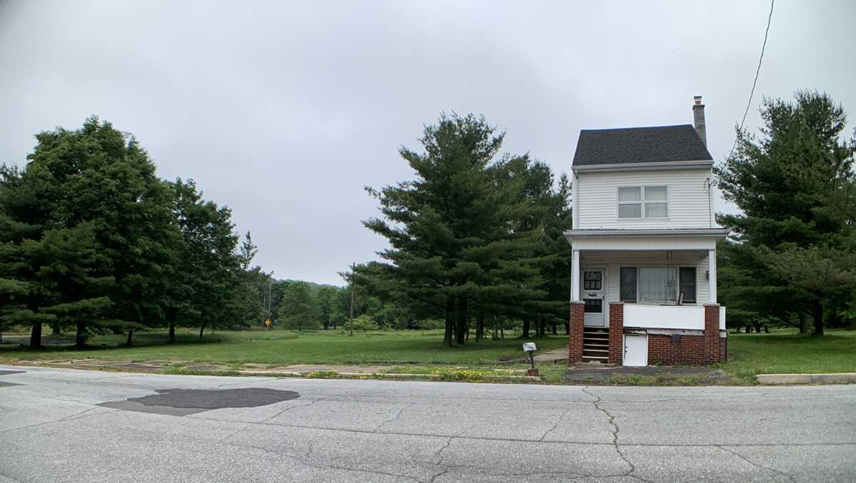Abandoned PA: Centralia holdout interviewed in 2005