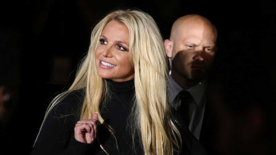 Britney Spears ‘home And Safe After Paramedics Responded To An