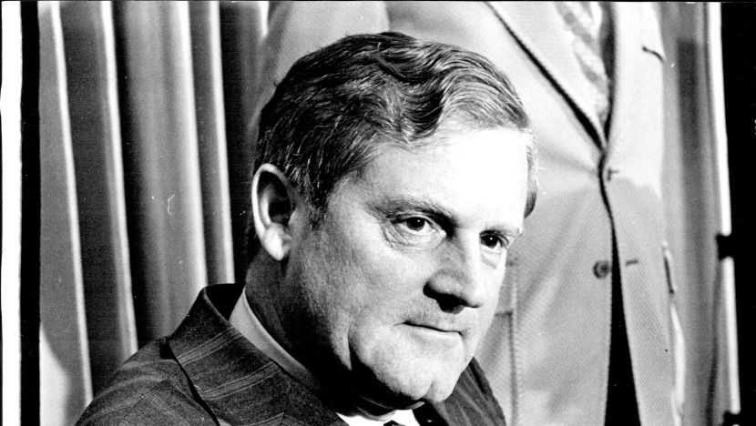 Former Virginia Gov. A. Linwood Holton Jr. dies at 98