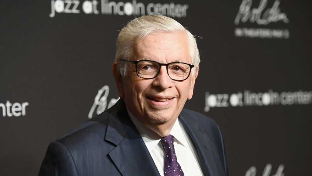 Former NBA Commissioner David Stern dies at age 77