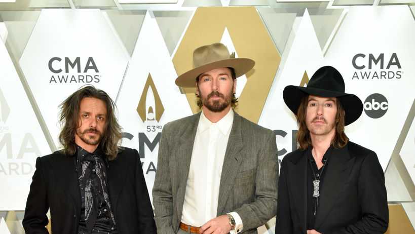 Council Bluffs stage hosts country band Midland