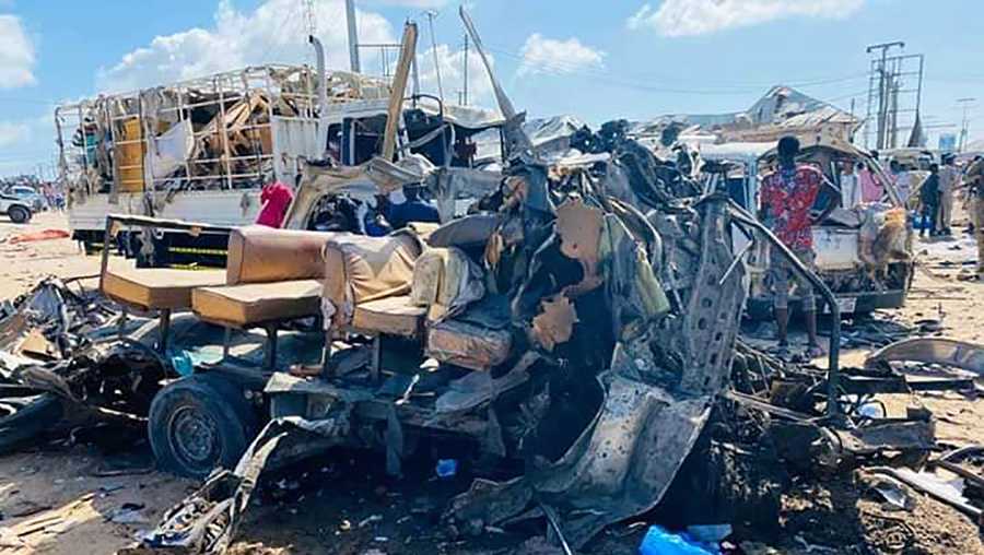 Somalia suicide car bomb attack rocks capital, killing dozens