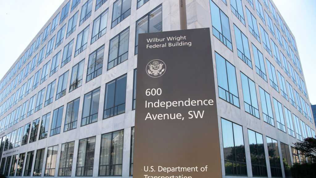 Senate committee report blasts FAA over safety issues following Boeing ...