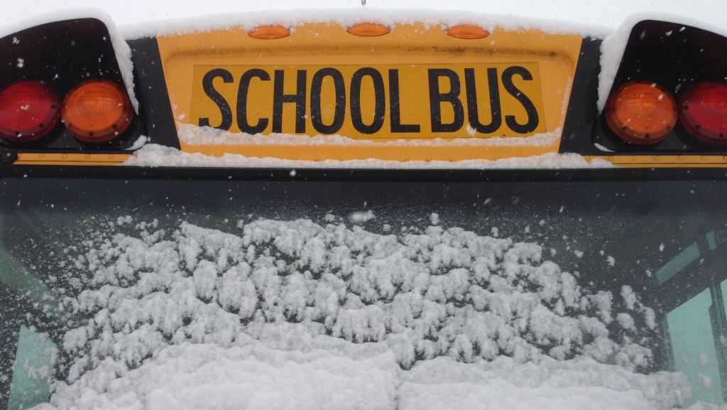 LIST: New Mexico school delays and closings