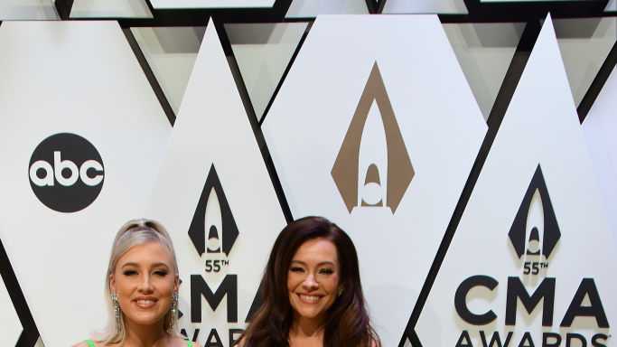 PHOTOS: 55th annual Country Music Association Awards red carpet