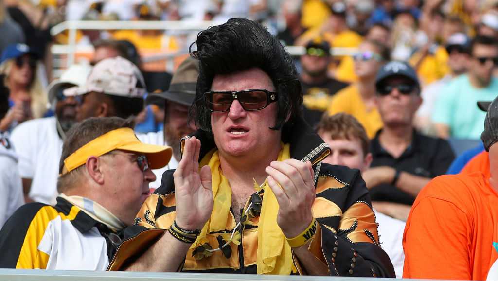 Iowa superfan Hawkeye Elvis has left the building