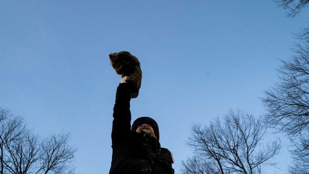 WATCH: Punxsutawney Phil predicts an early spring