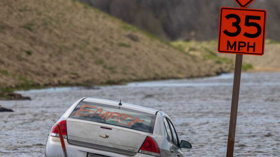California officials say communities near refilling Tulare Lake now ...