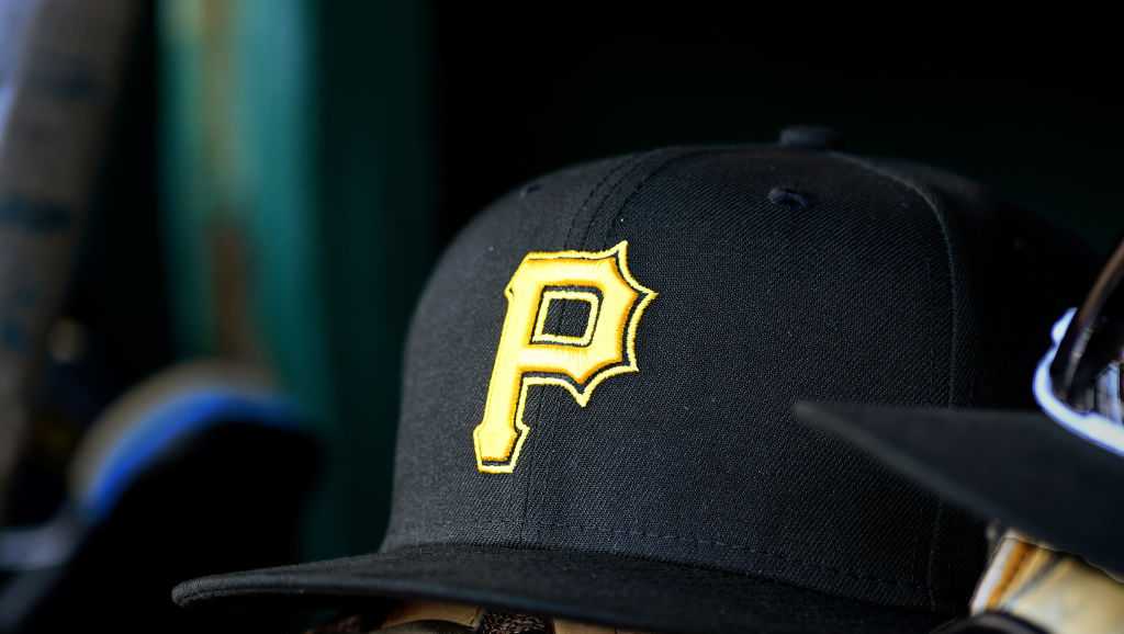 Blue Jays play the Pirates leading series 1-0