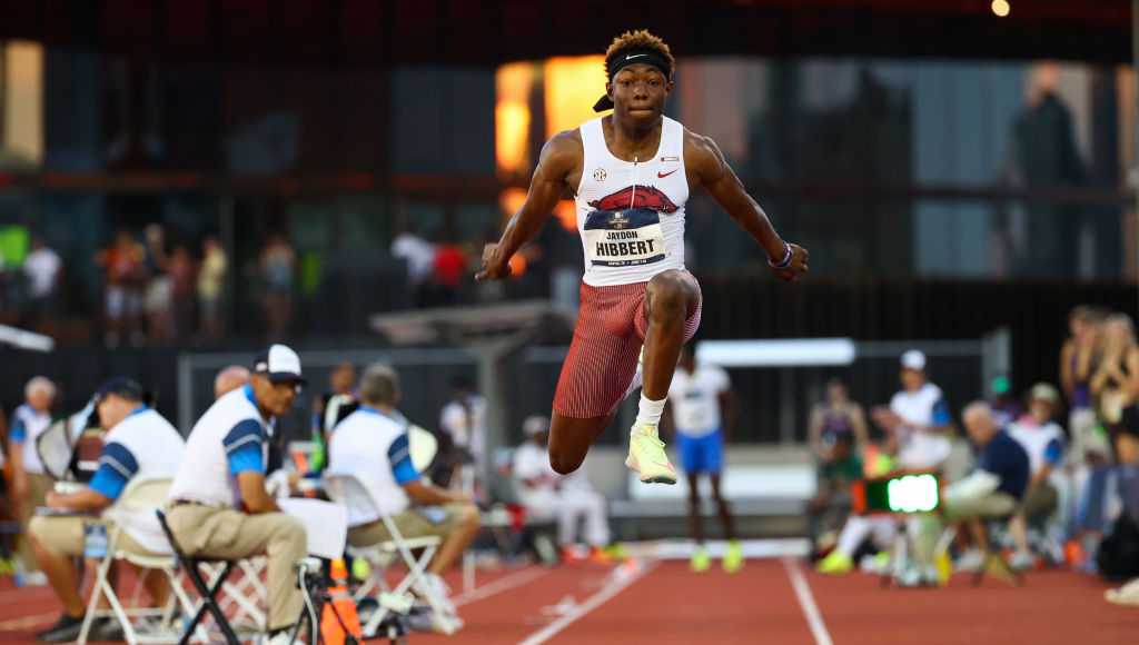 Jaydon Hibbert named 2023 Bowerman Award winner