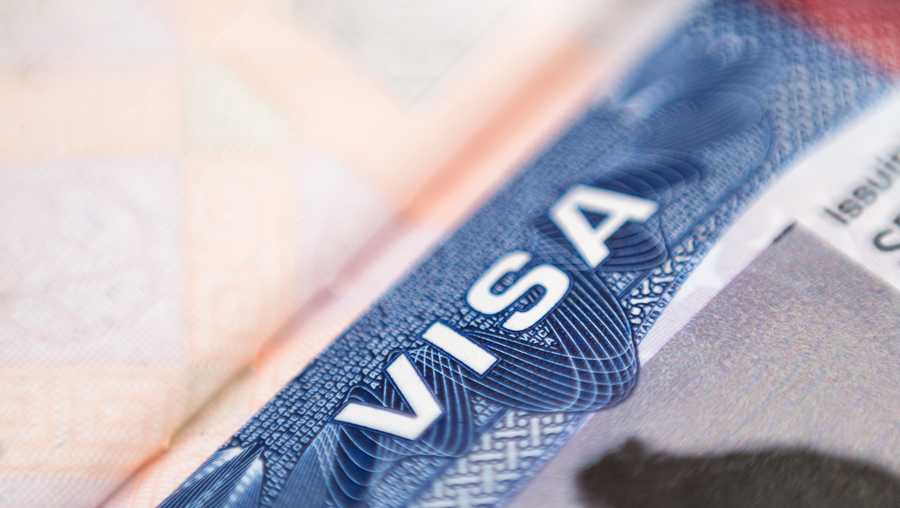 EE.UU. suspende el trámite de visas de inmigrante para 75 países