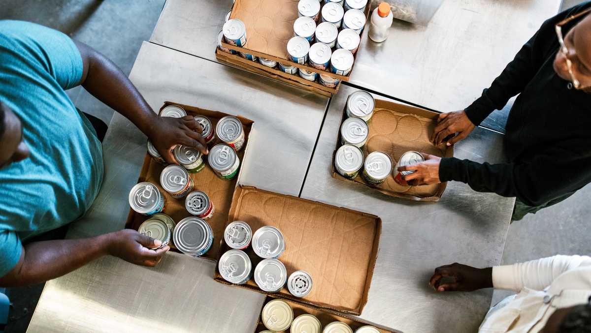 Henry Chapin Food Bank holds emergency food distribution Friday, Saturday