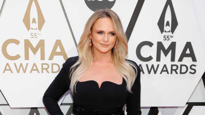 PHOTOS: 55th annual Country Music Association Awards red carpet