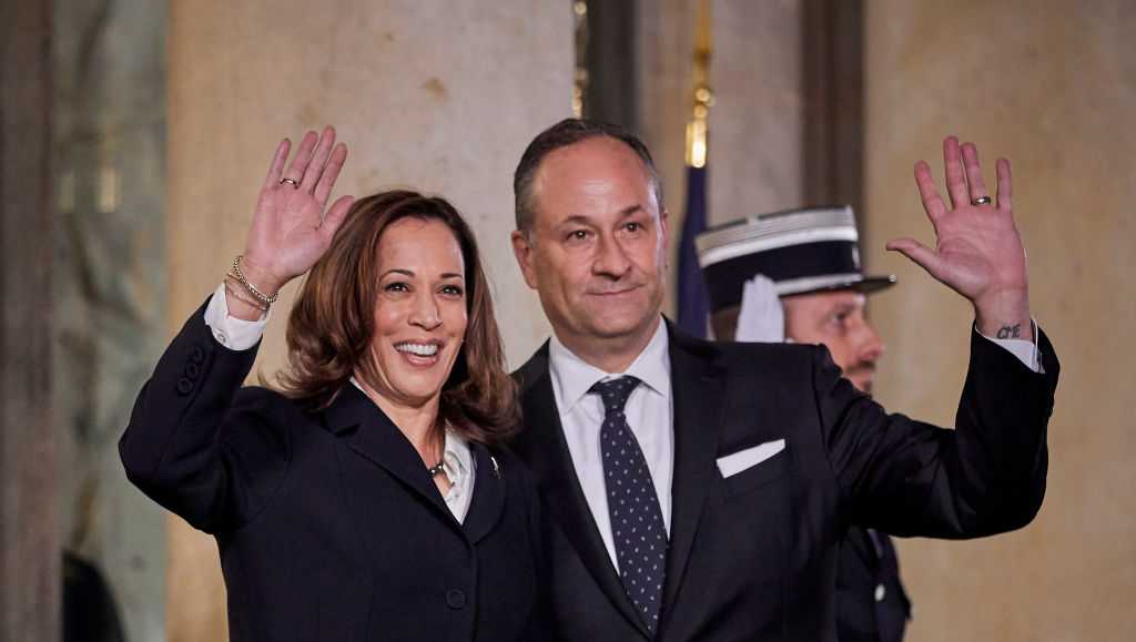 Doug Emhoff’s ex-wife defends Harris against sexist criticisms