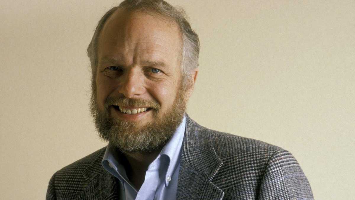 John Warnock, who invented the PDF and co-founded Adobe Systems, dies ...