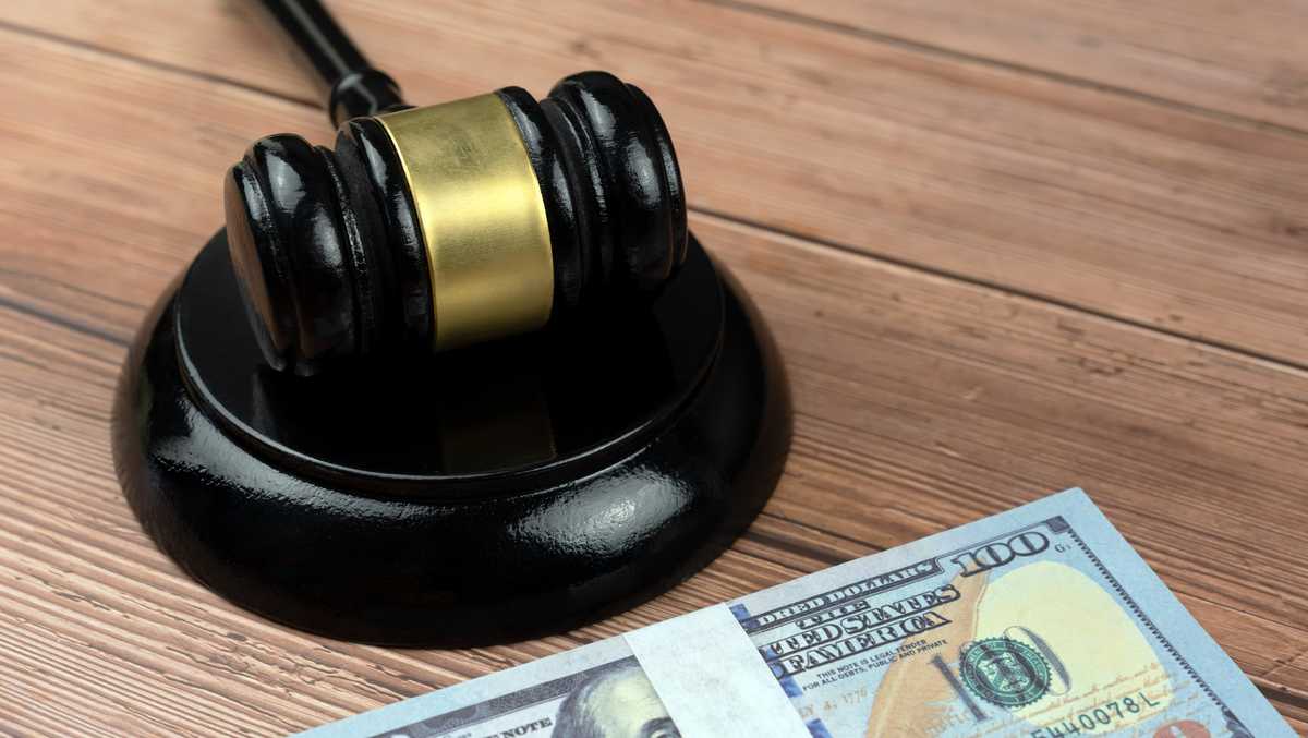 Alabama rapper charged in federal fraud investigation