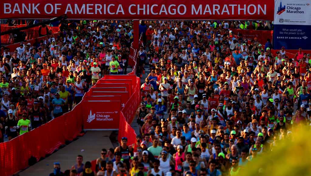 Fans lined streets for the Chicago Marathon on Sunday