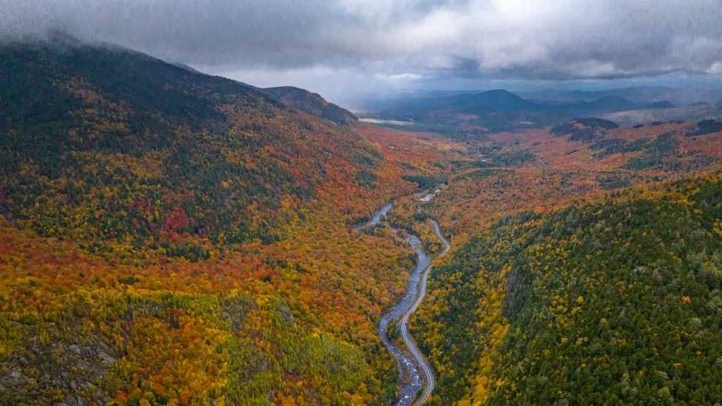 Artists Bluff, NH will have new foliage crowd management measures