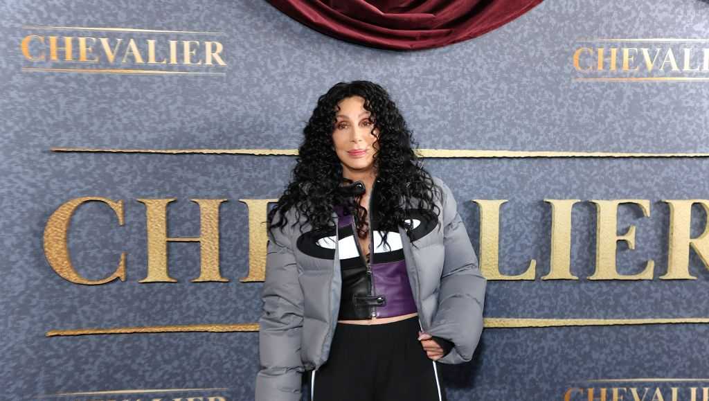 Do you believe? Cher to star in Macy's Thanksgiving Day Parade