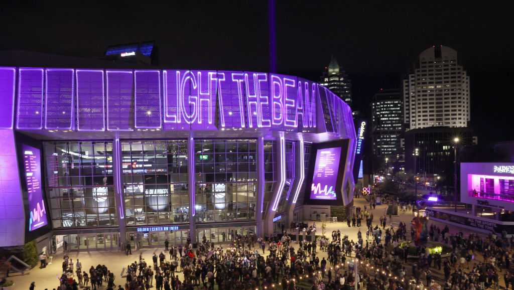 Sacramento Kings named NBA team of the year, get innovation award for ...