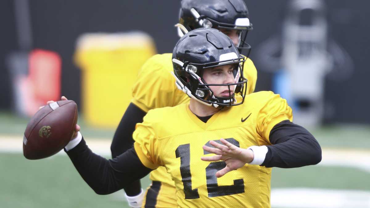 Hawkeyes new QB Cade McNamara named to 2023 Maxwell Award 'watch list'