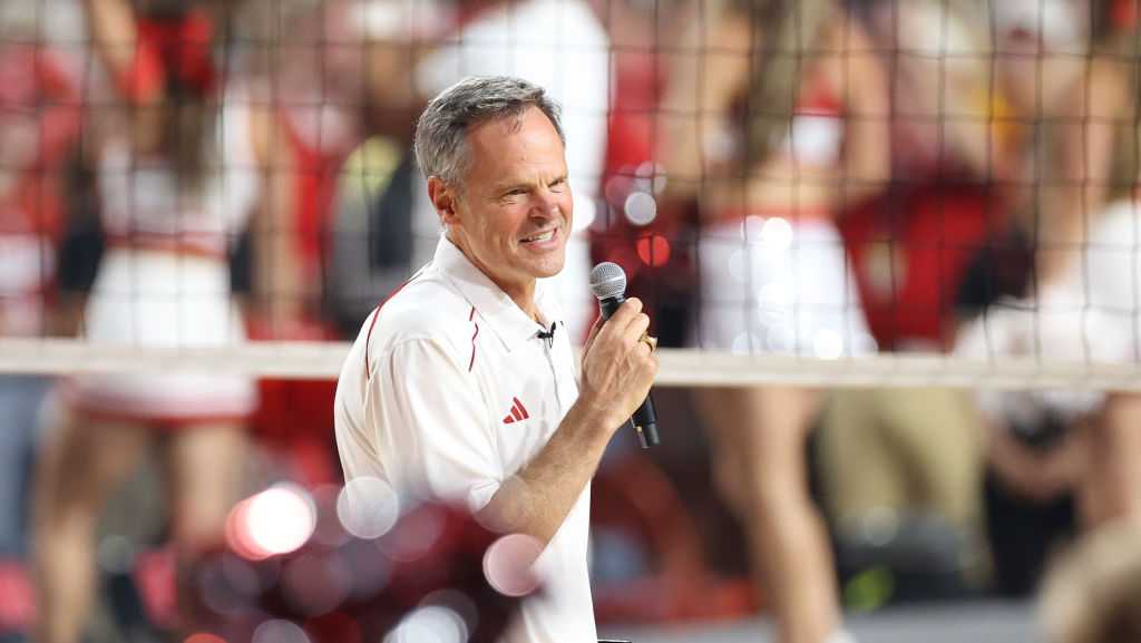 Nebraska volleyball to host John Cook statue dedication